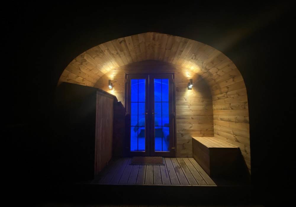 Bryn Glamping | Luxury Double Glamping Pod with Hot tub